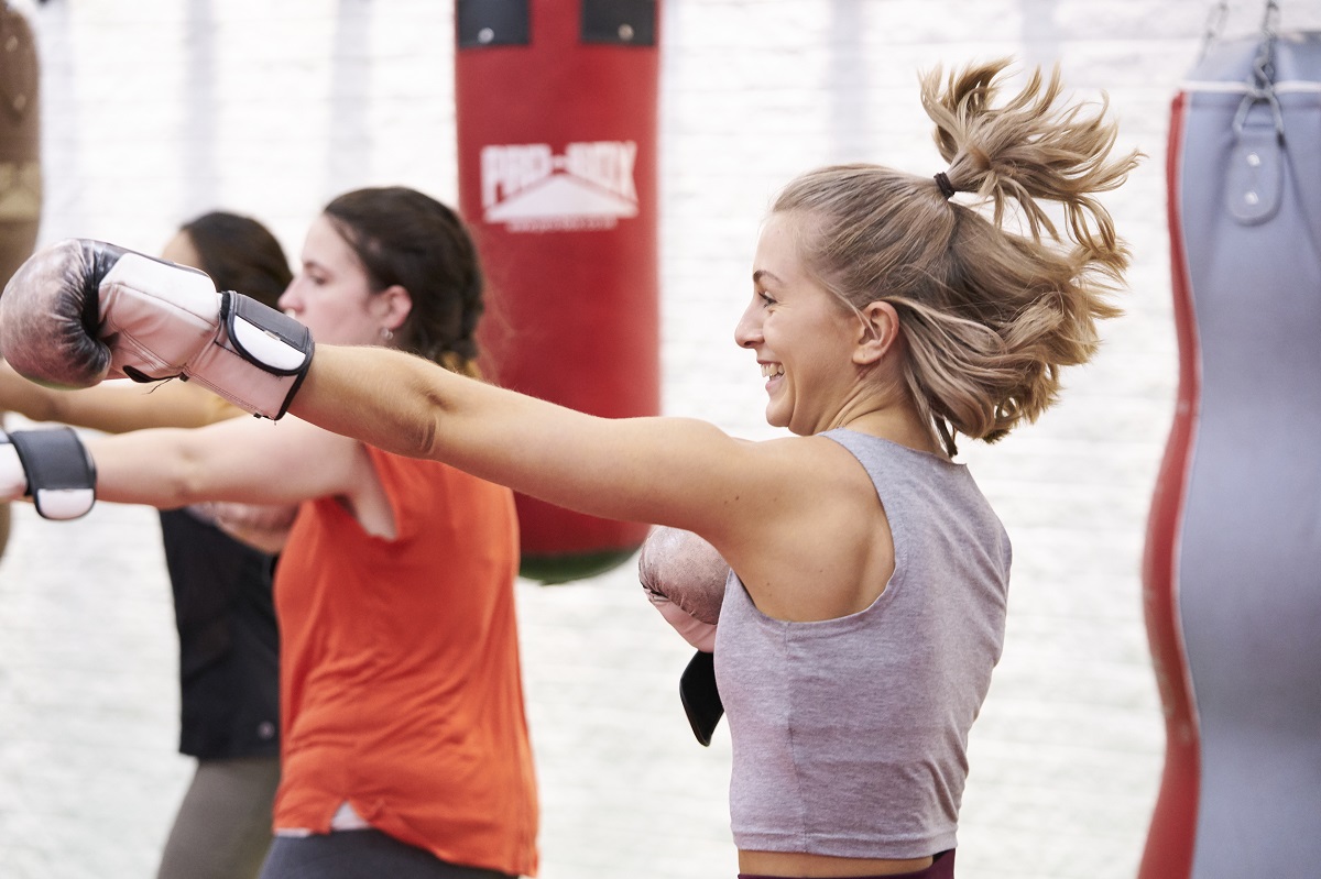 Iechyd a Pherfformiad Athletwyr Benywaidd | Chwaraeon Cymru