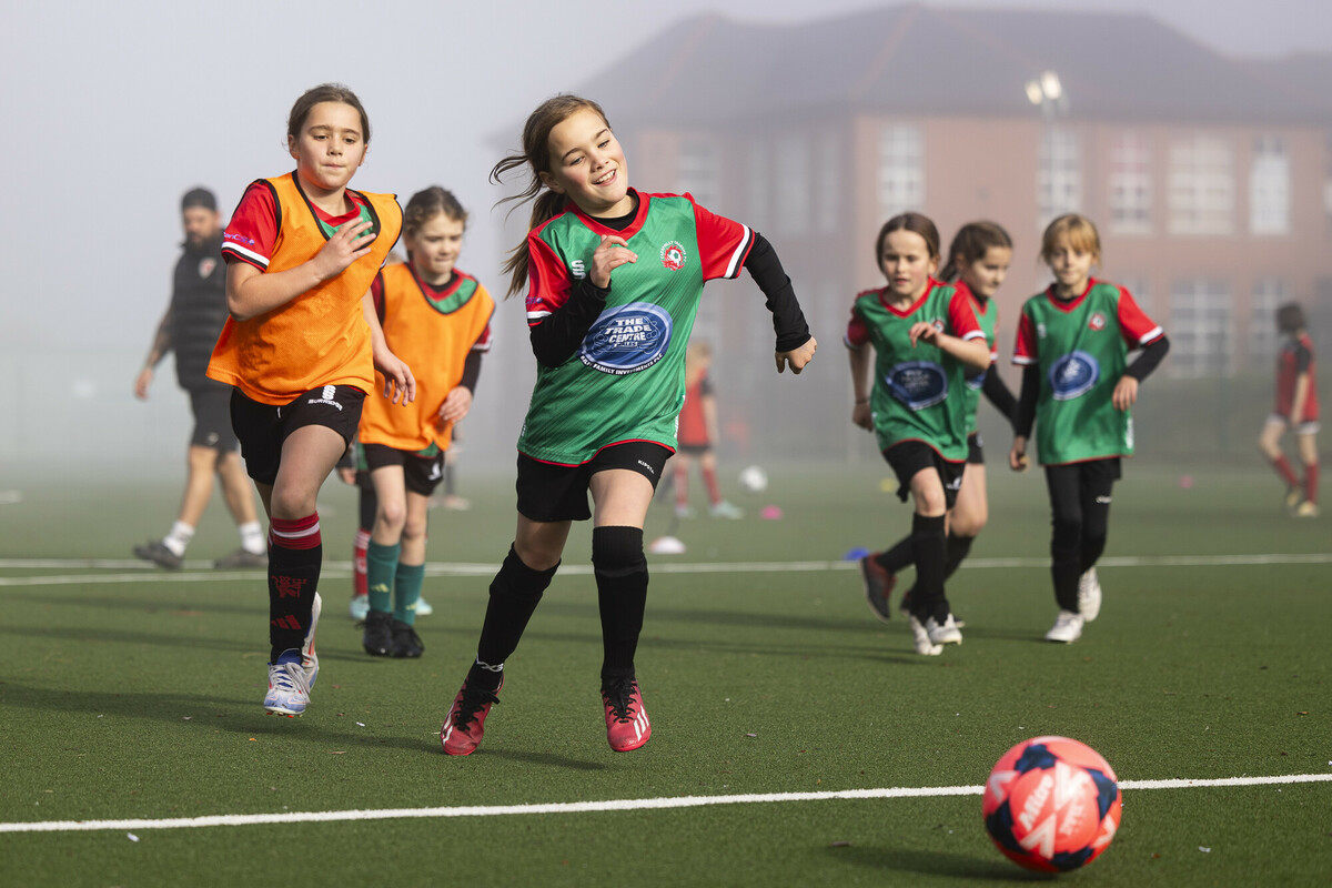 Chwaraeon Cymru yn llofnodi Datganiad Brighton | Chwaraeon Cymru